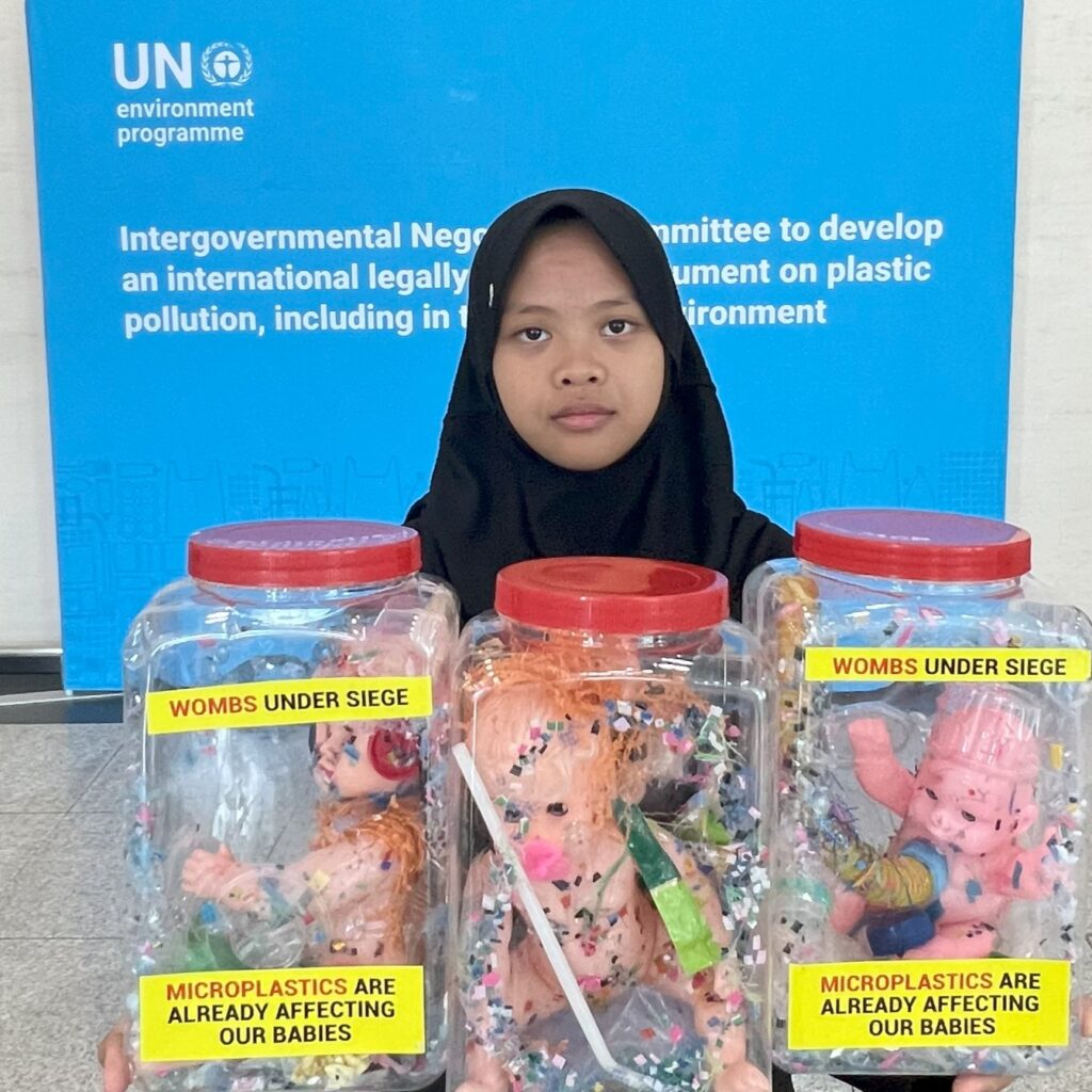 Nina en INC5 en Busan - EndPlasticSoup