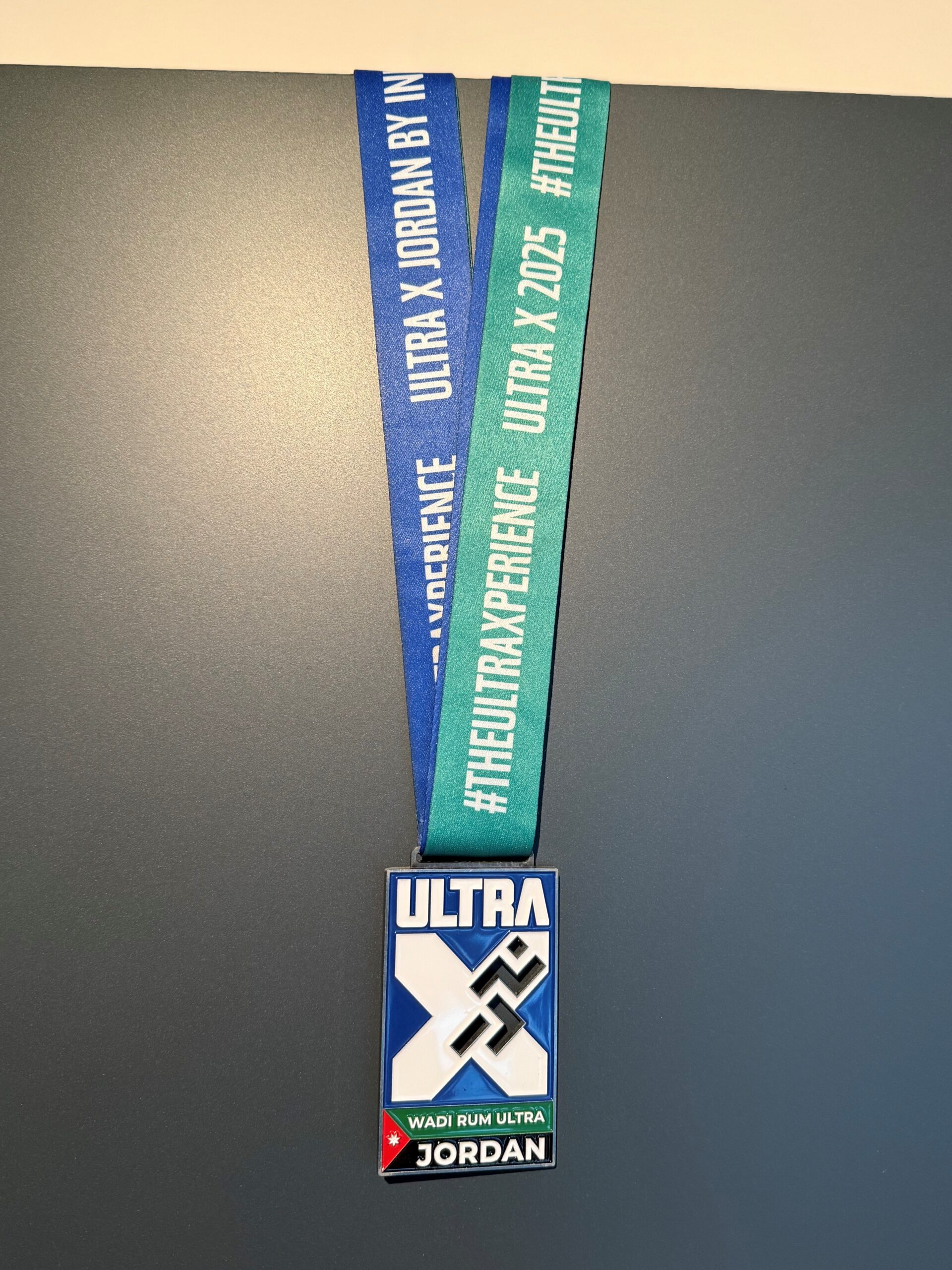 Ürdün'ün Wadi Rum çölünde düzenlenen plastik atık temizleme maratonu ...